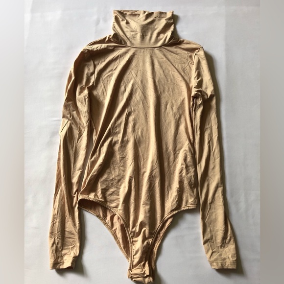 SHEIN | Dresses | Women Shein Size 4 Gold Color Top 856 | Poshmark